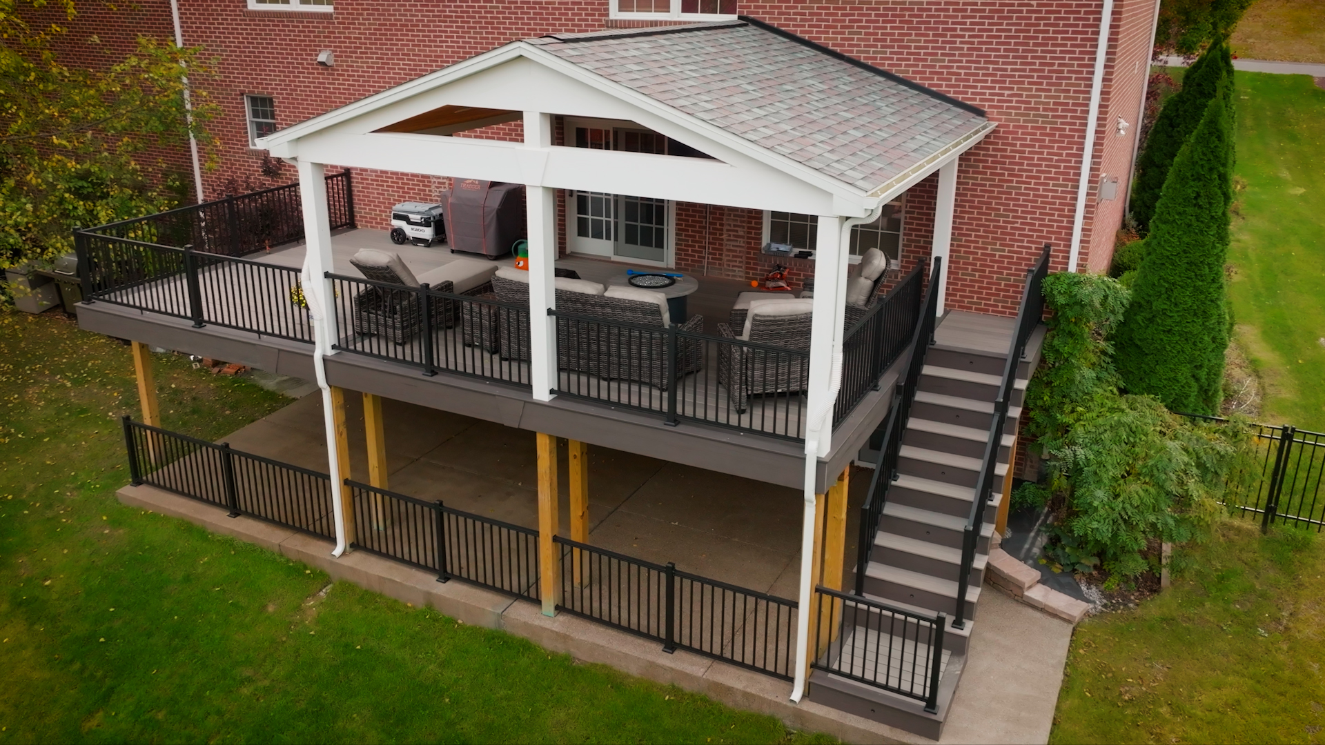 TimberTech Advanced "Legacy" 2nd-Level Deck - Lorenzi Deck Company