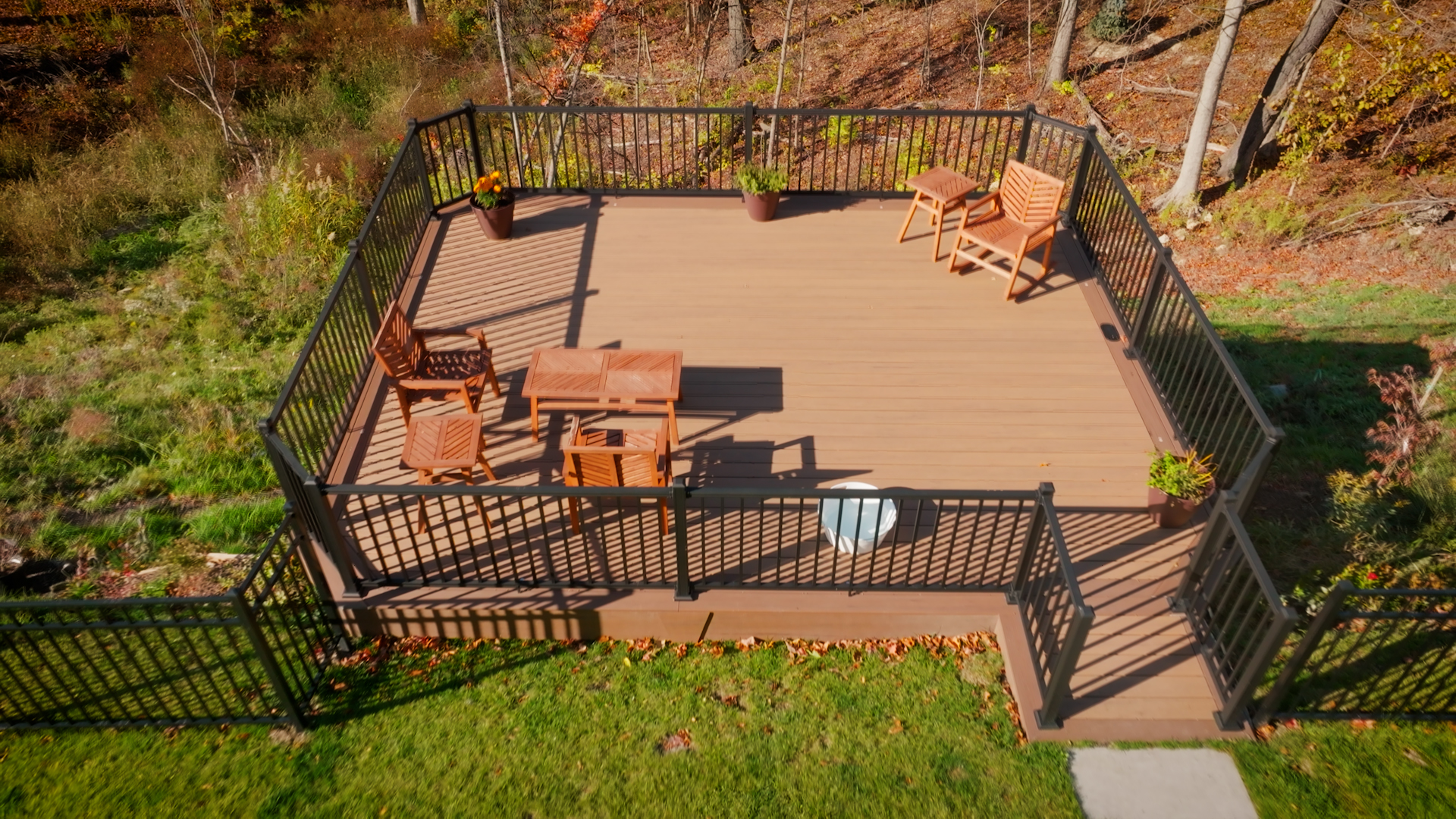 TimberTech Reserve Deck - Overlooking Cliff - Lorenzi Deck Company